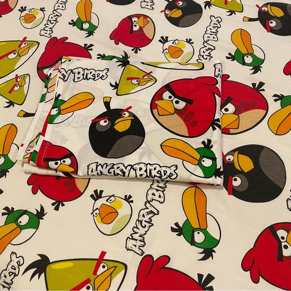 angry birds | Bedding | Angry Birds Twin Sheets And Fleece Twin Blanket ...